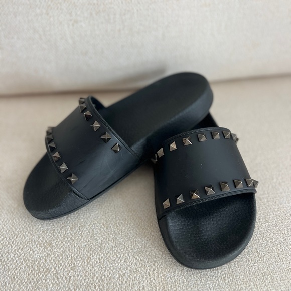 Valentino | Shoes | Valentino Rock Stud Rubber Pool Slides Size 37 ...